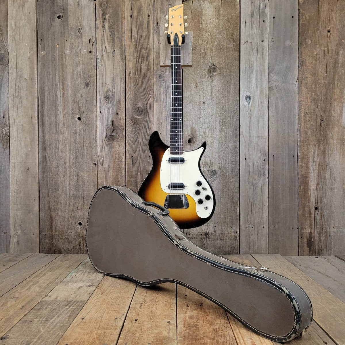 SOLD - Magnatone Mark VIII 1960 Sunburst Paul Barth – Mahar's Vintage ...