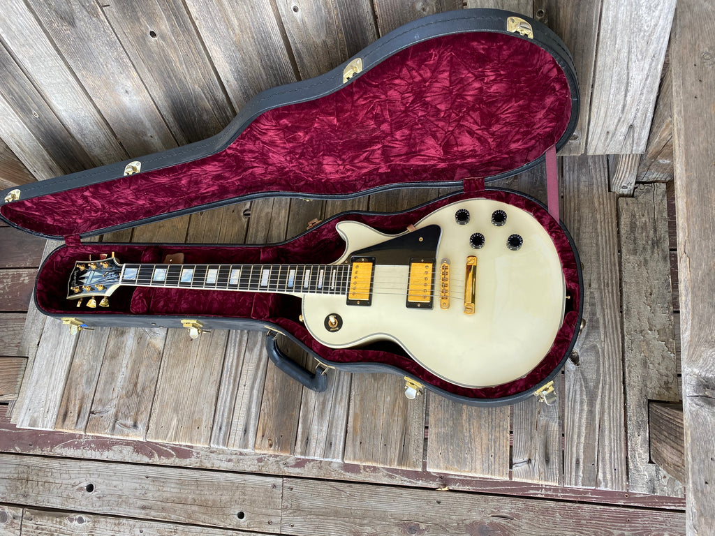 SOLD - Gibson Les Paul Custom White Custom Shop 2008 - SOLD – Mahar's ...