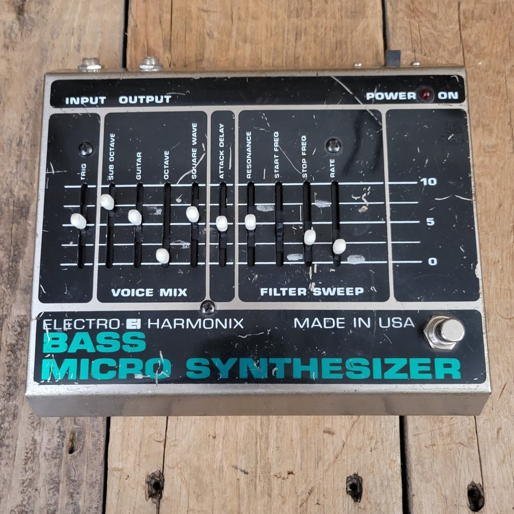 SOLD - Electro Harmonix Bass Micro Synthesizer 24v version 2000 – Mahar ...