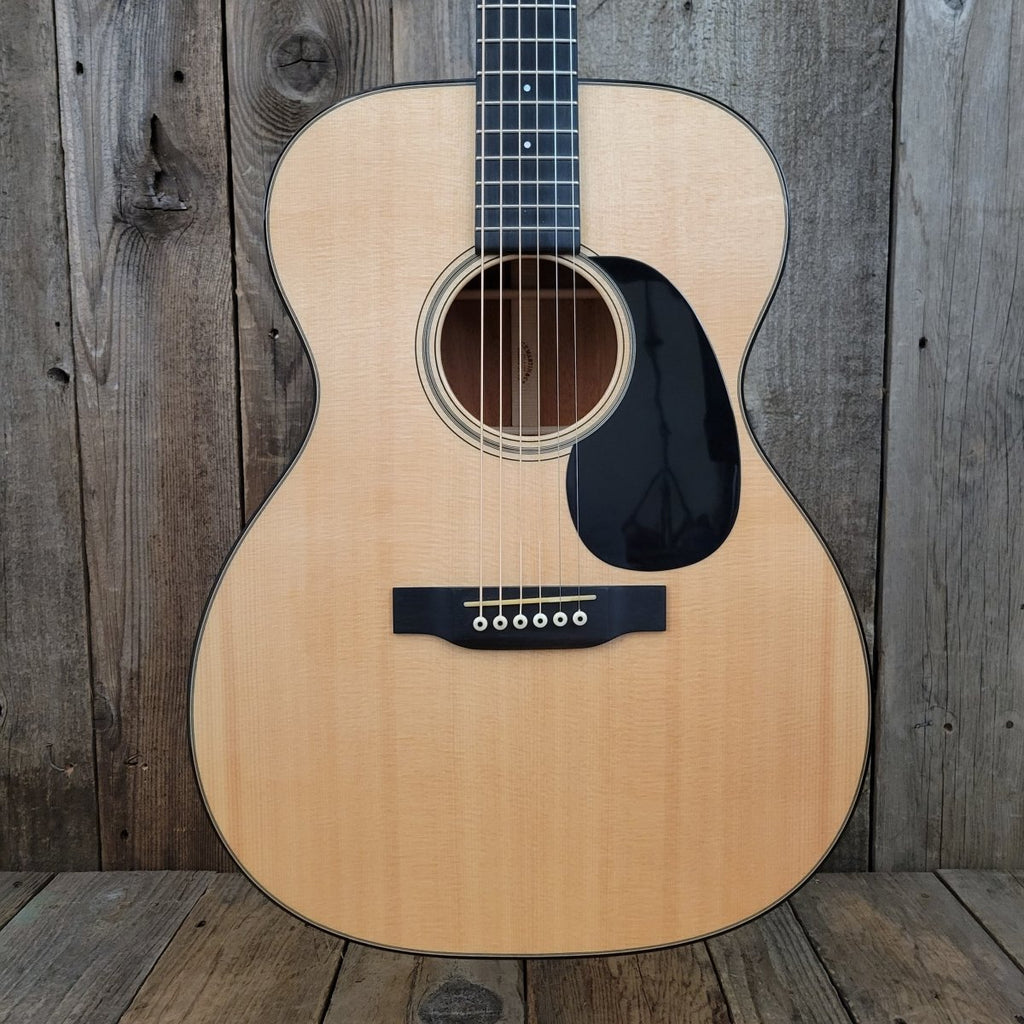 Sold - Martin 000-18 2019 Custom Shop Sinker Mahogany – Mahar's Vintage ...