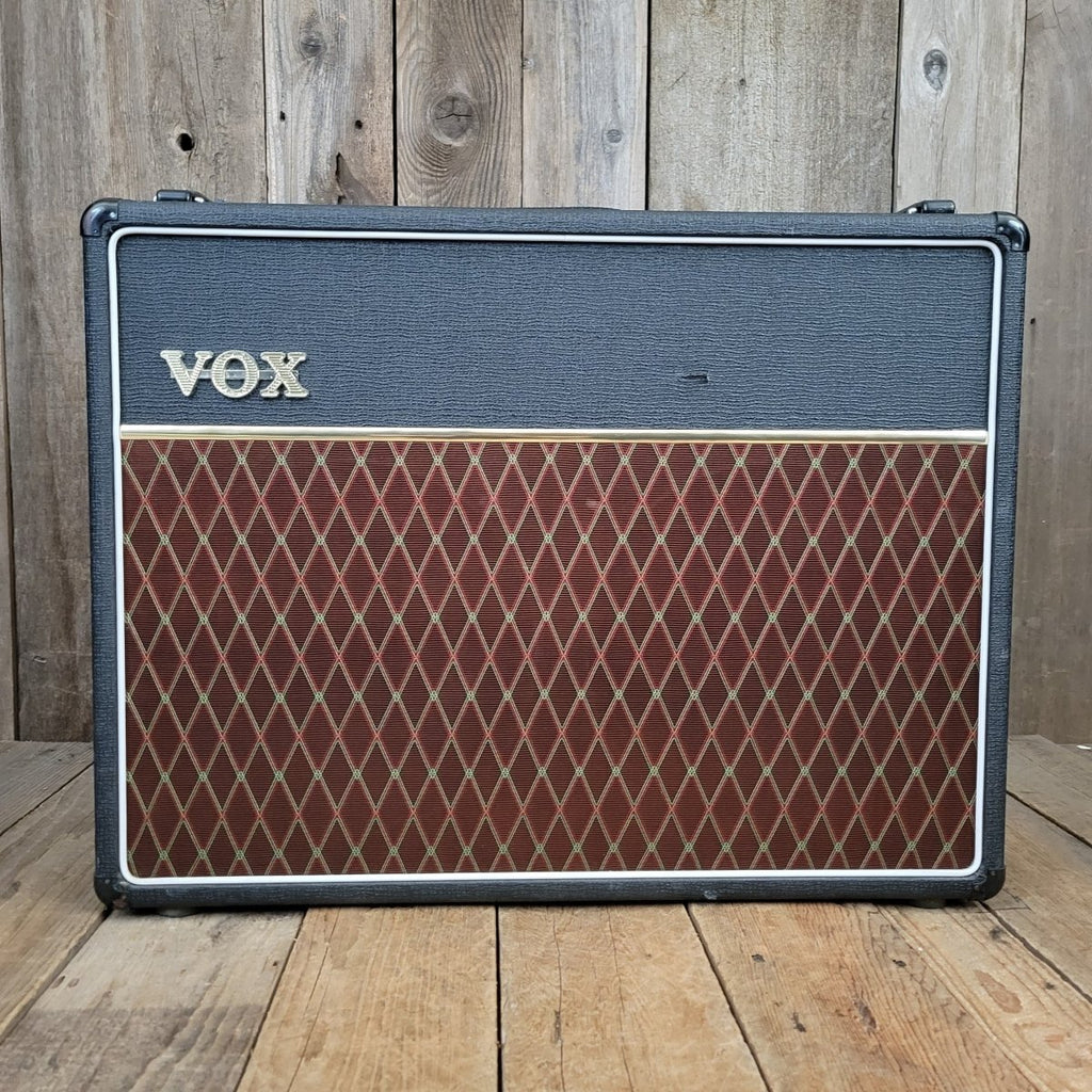 SOLD - Vox AC30/6 TB 3 Channel 30-Watt 2x12" - 2004 – Mahar's Vintage ...